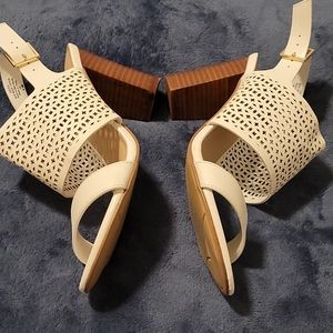 Kelly & Katie | Shoes | Kelly And Katie Uneria Chunky Sandals White 65 ...